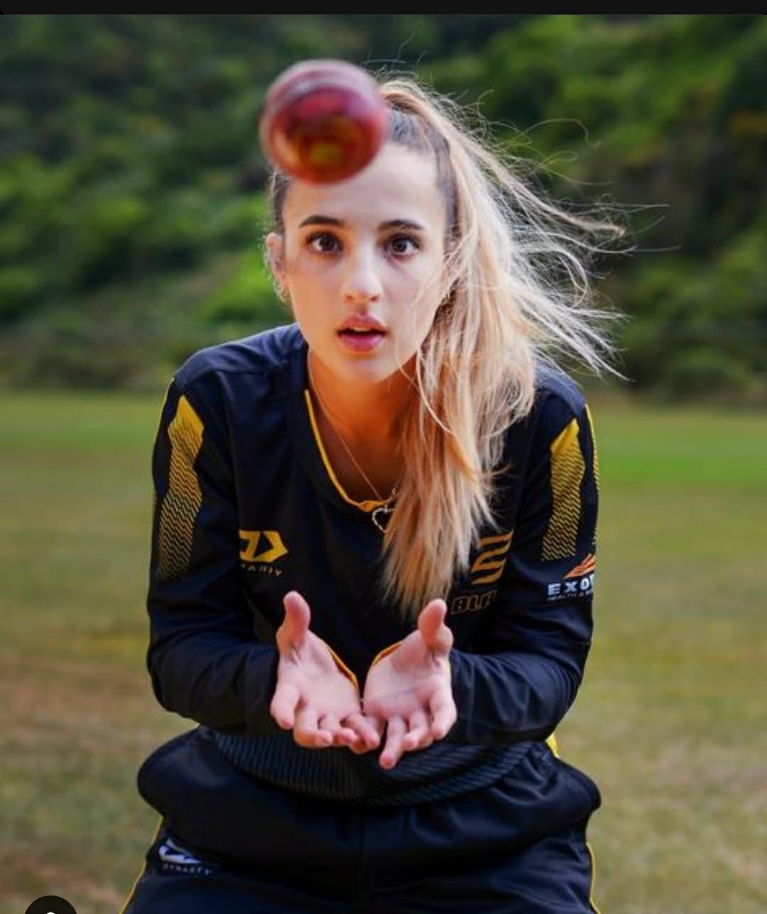 Xara Jetly: See Pictures Of New Zealand's Beautiful Cricketer ...